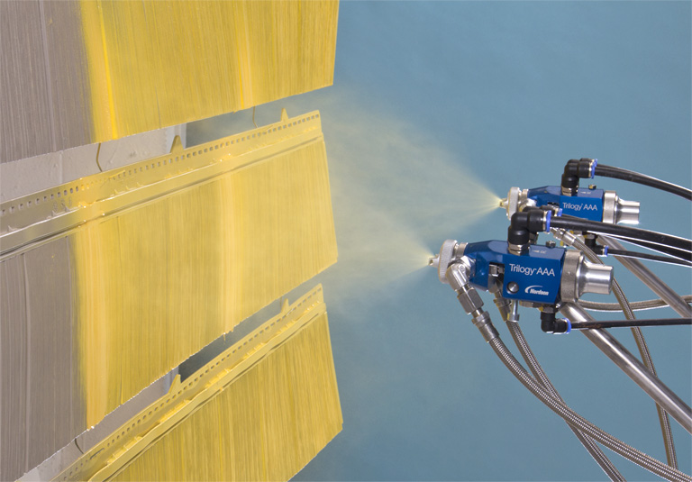 Systemy automatyczne ze wspomaganiem powietrznym NORDSON TRILOGY™ AAA ...